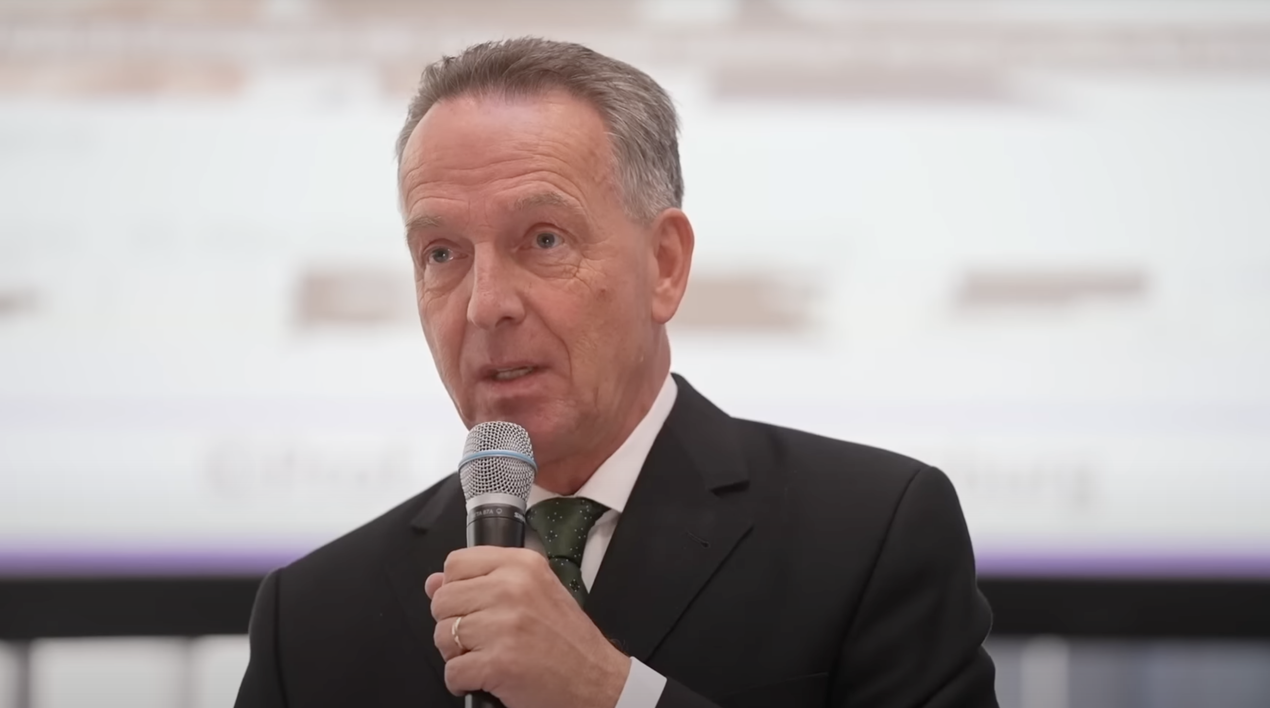 Prof. Homburg über inhaftierten Arzt: „Oskar Schindler des Vakzinismus“